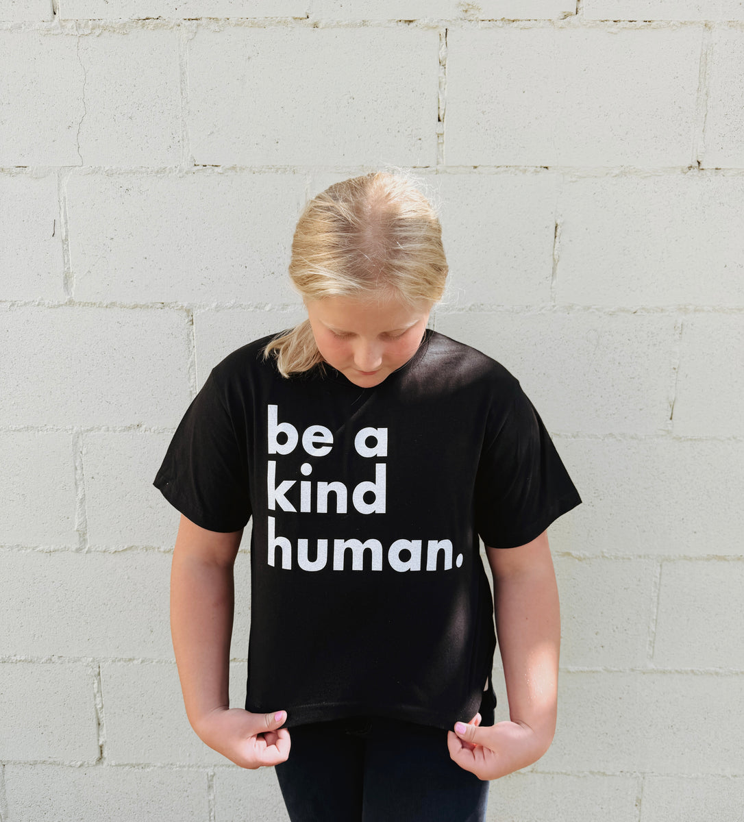 Be a Kind Human Boxy Tee // Black – Jenny in the City